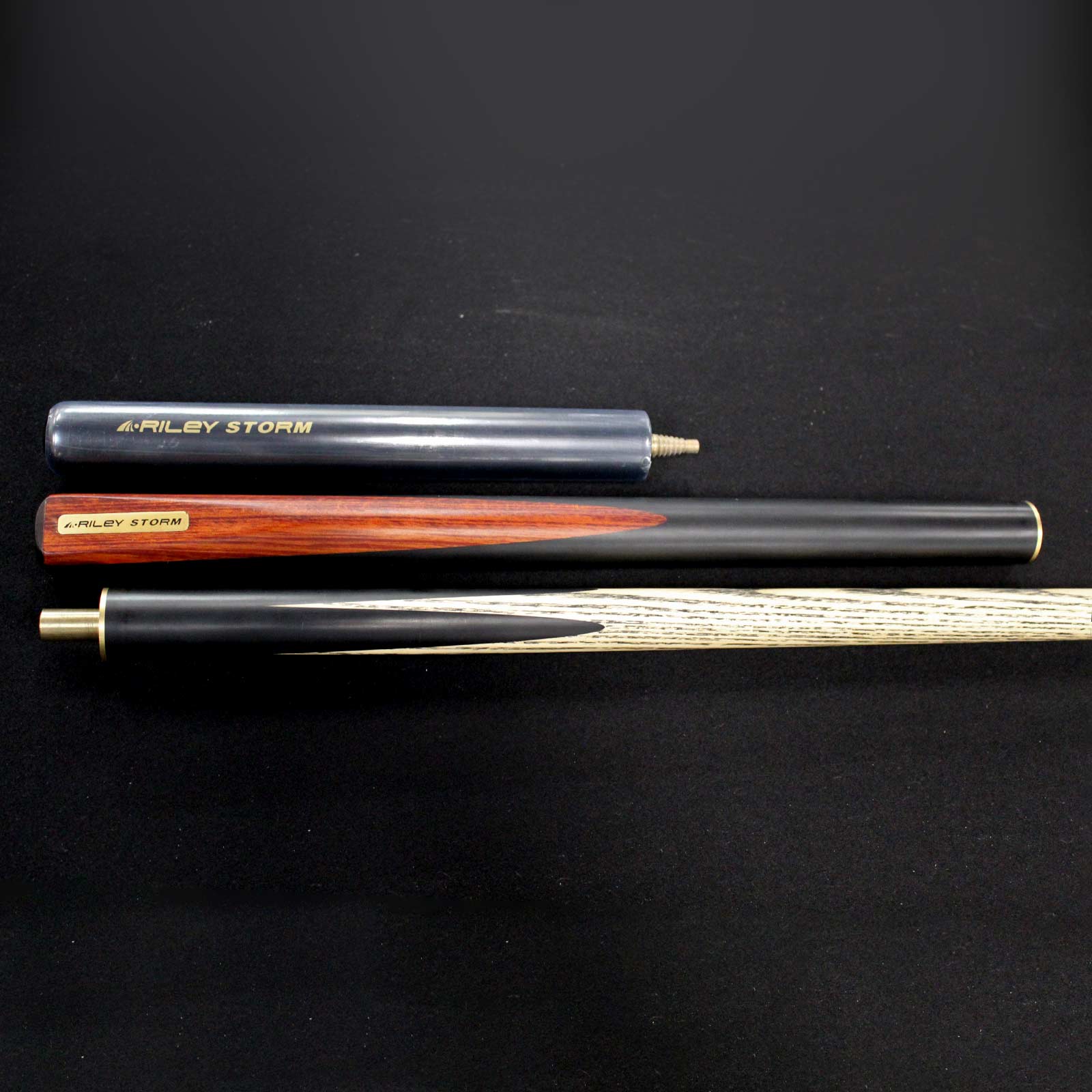 Riley Three-quarter Storm cue with extension